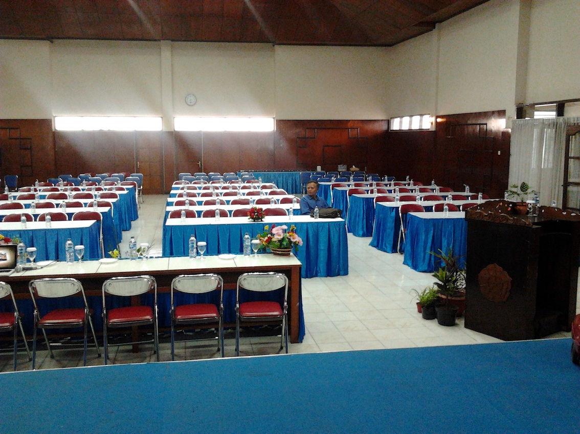 Ruang Aula – STIE Indonesia Malang